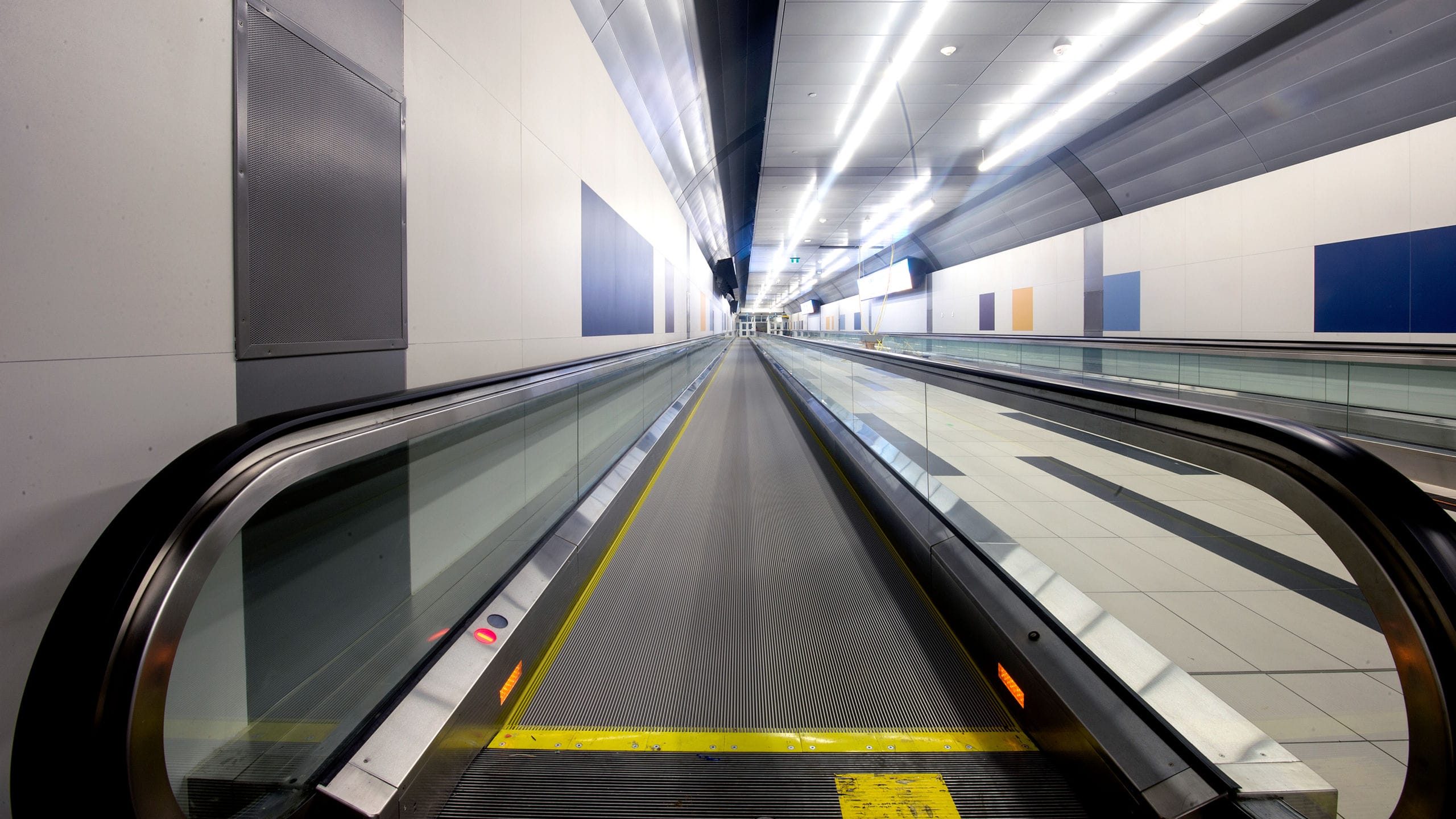 Billy Bishop Toronto City Airport Pedestrian Tunnel - - Projectdetails