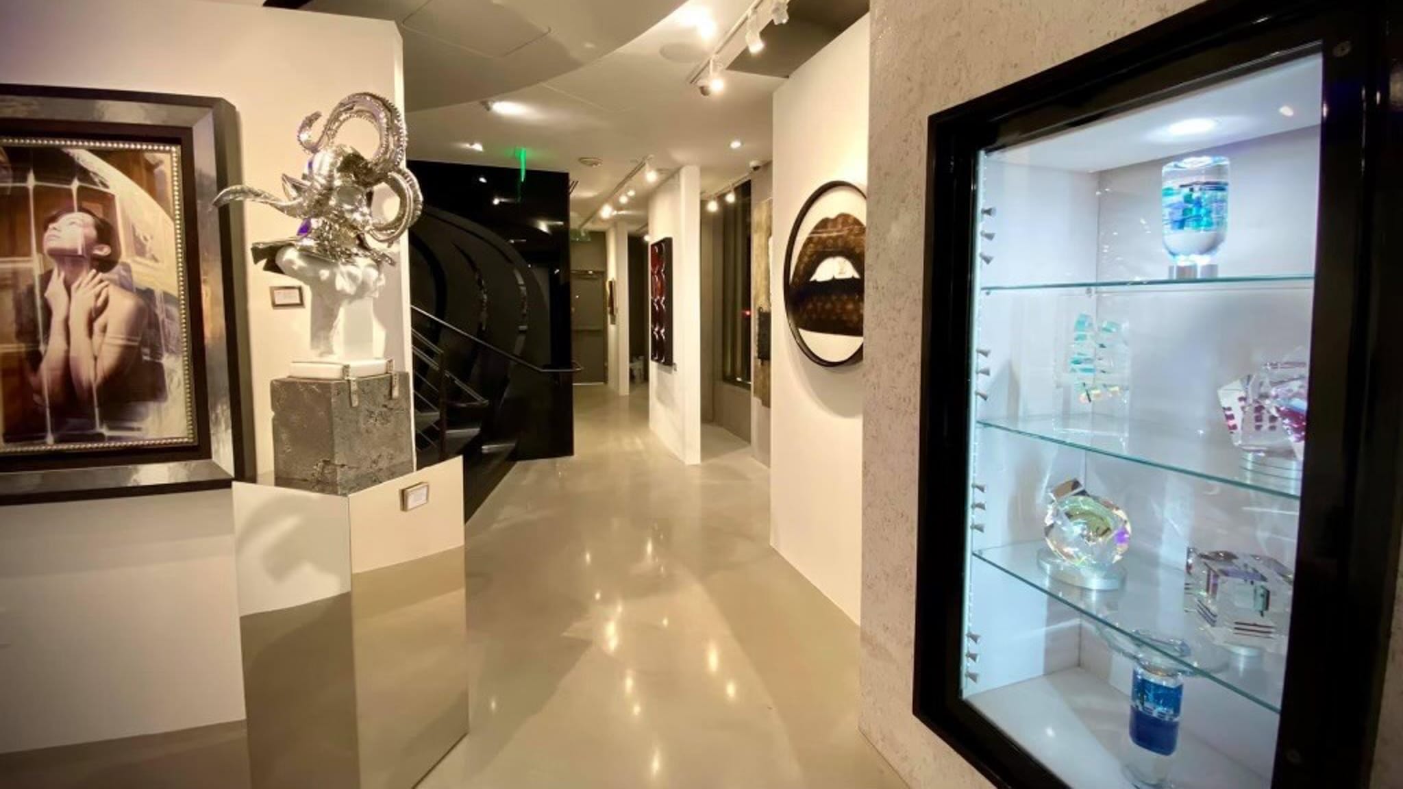 Winn Slavin Fine Art Gallery, Beverly Hills, CA